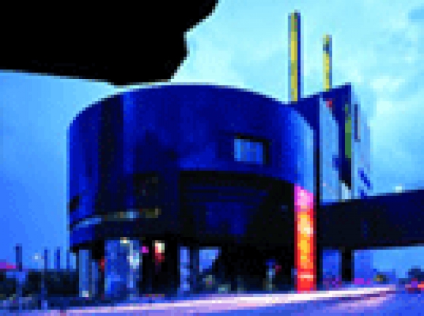 Guthrie Theatre | icon 039 | September 2006 - ICON Magazine