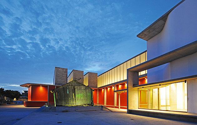 Icon Award Winner: Red Location gallery, Building of the year - ICON ...