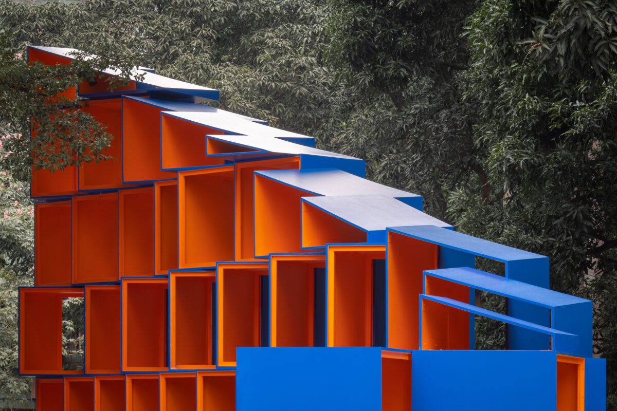 ROOI Design creates temporary structure using recyclable building ...